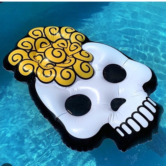 amika | Games | Amika Fan Fun In The Sun Skull Pool Floatie | Poshmark